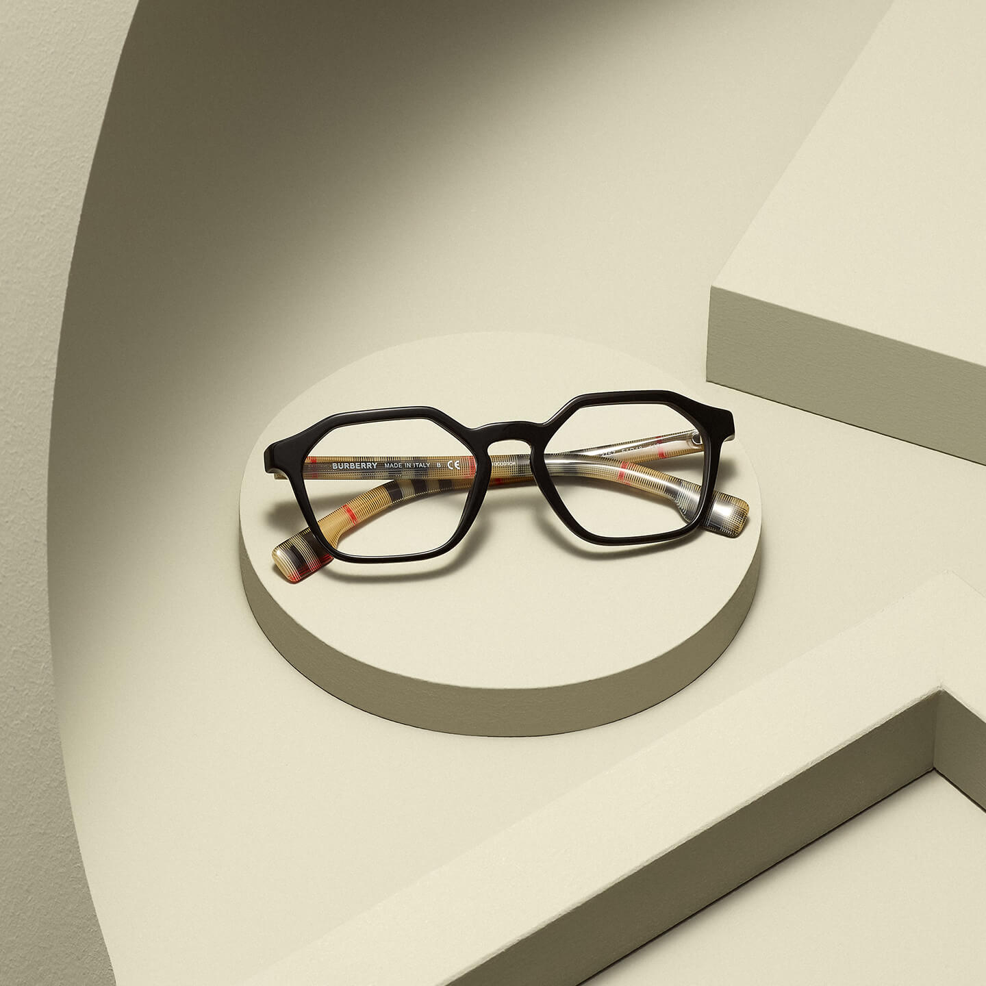 Geometric Shapes | LensCrafters®: Prescription Eyewear & Contact Lenses
